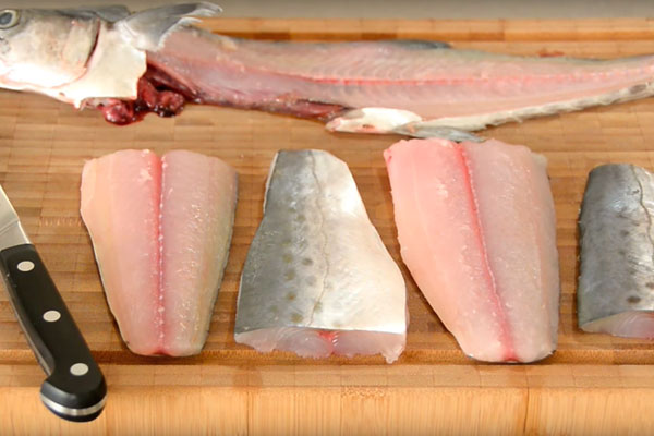 How to Fillet a Fish - video Fast Food